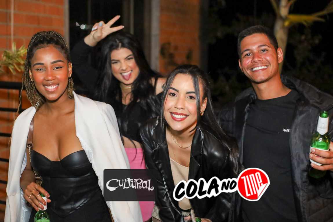 [FOTOS] Onze:20 convida Bombocado e DJ Morango no Cultural Bar – Zine ...